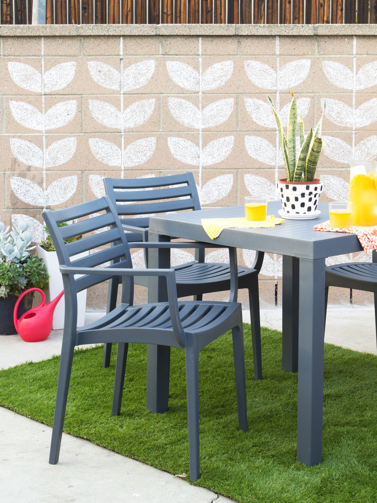 Small Patio Decor Ideas - Sarah Hearts